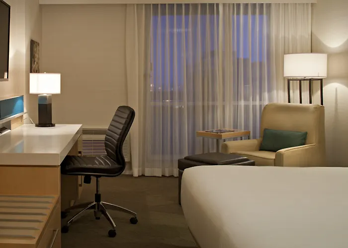 DELTA HOTELS BY MARRIOTT WINNIPEG, WINNIPEG