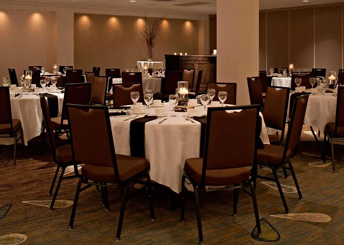 DELTA HOTELS BY MARRIOTT WINNIPEG, WINNIPEG