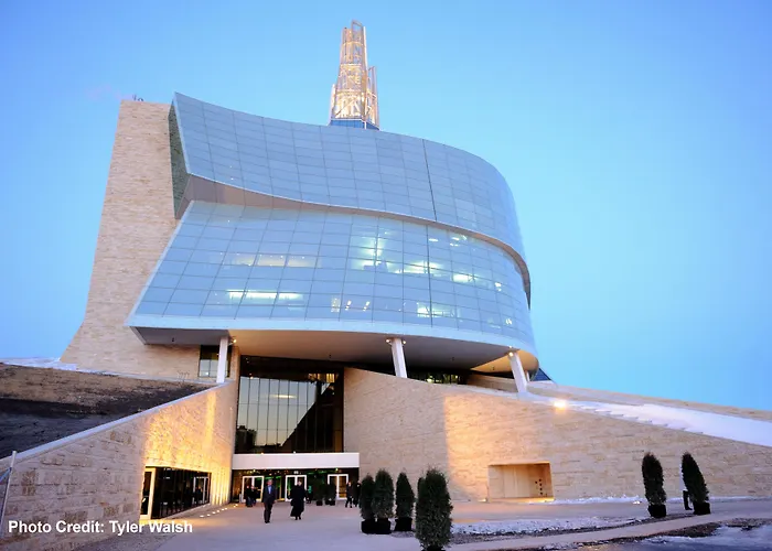 DELTA HOTELS BY MARRIOTT WINNIPEG, WINNIPEG