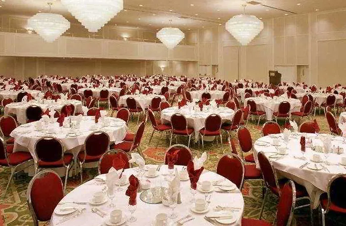 DELTA HOTELS BY MARRIOTT WINNIPEG, WINNIPEG