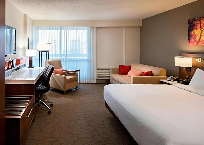 DELTA HOTELS BY MARRIOTT WINNIPEG, WINNIPEG