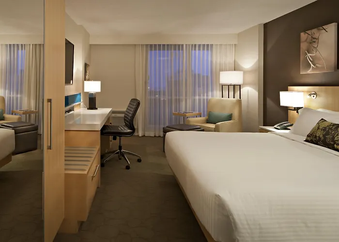 DELTA HOTELS BY MARRIOTT WINNIPEG, WINNIPEG
