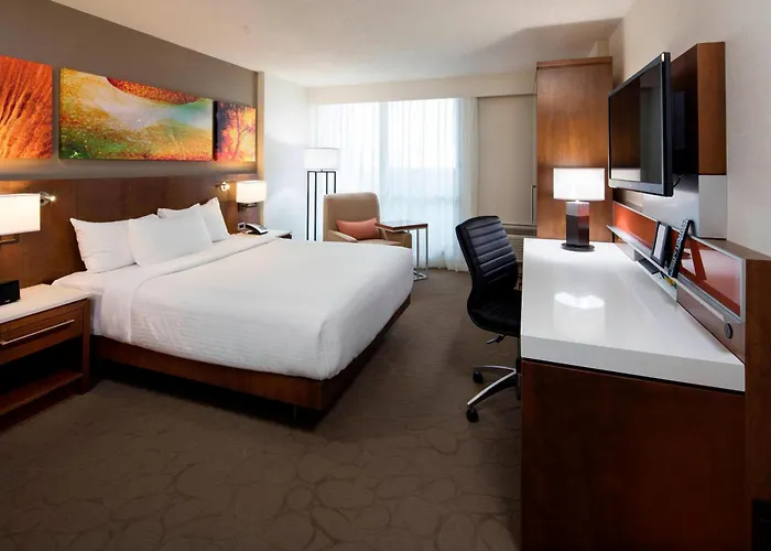 DELTA HOTELS BY MARRIOTT WINNIPEG, WINNIPEG