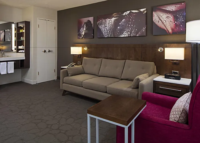 DELTA HOTELS BY MARRIOTT WINNIPEG, WINNIPEG