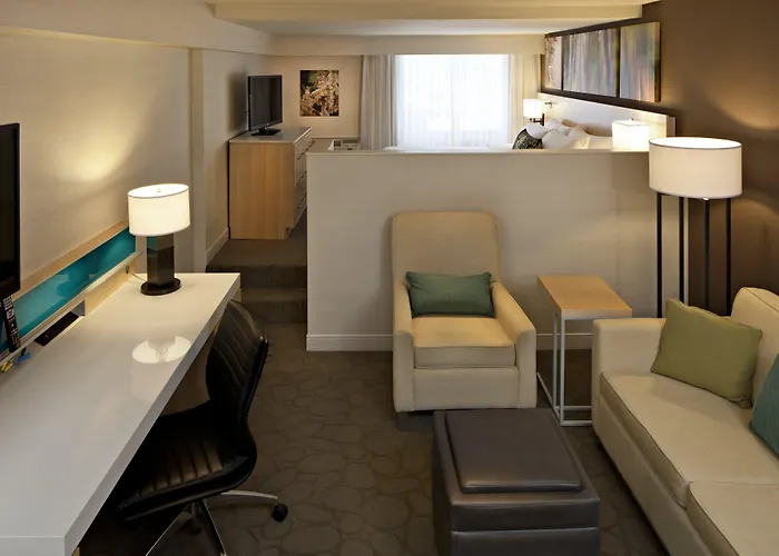 DELTA HOTELS BY MARRIOTT WINNIPEG, WINNIPEG